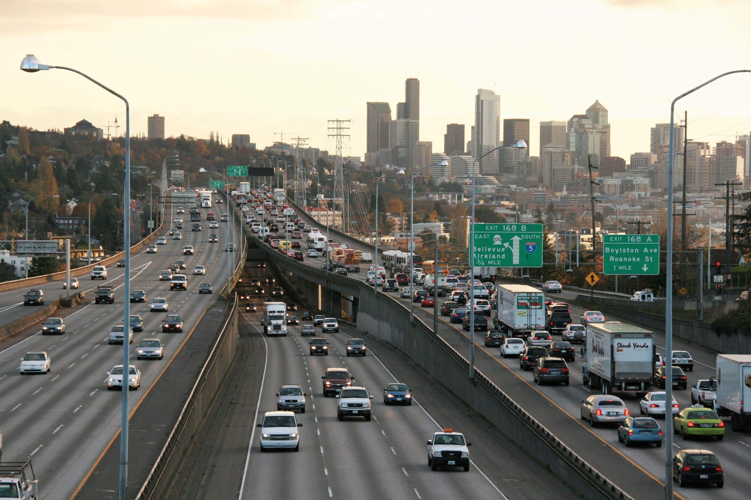 A new approach to financing the reconstruction of Interstate highways